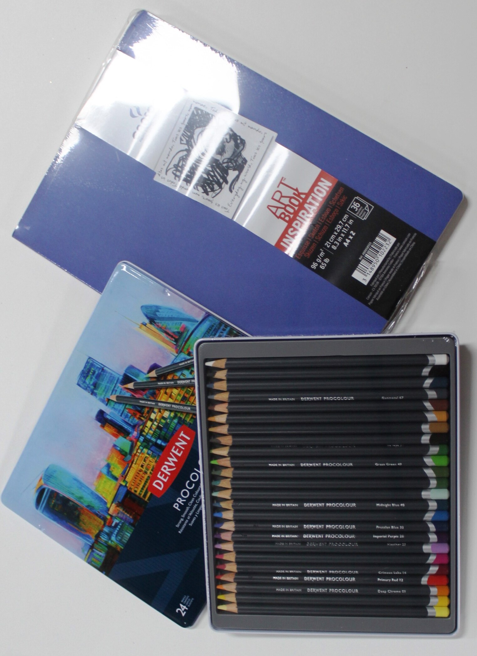 crazy airbrush | Derwent Procolor 24 er Set mit 2 Canson Artbooks